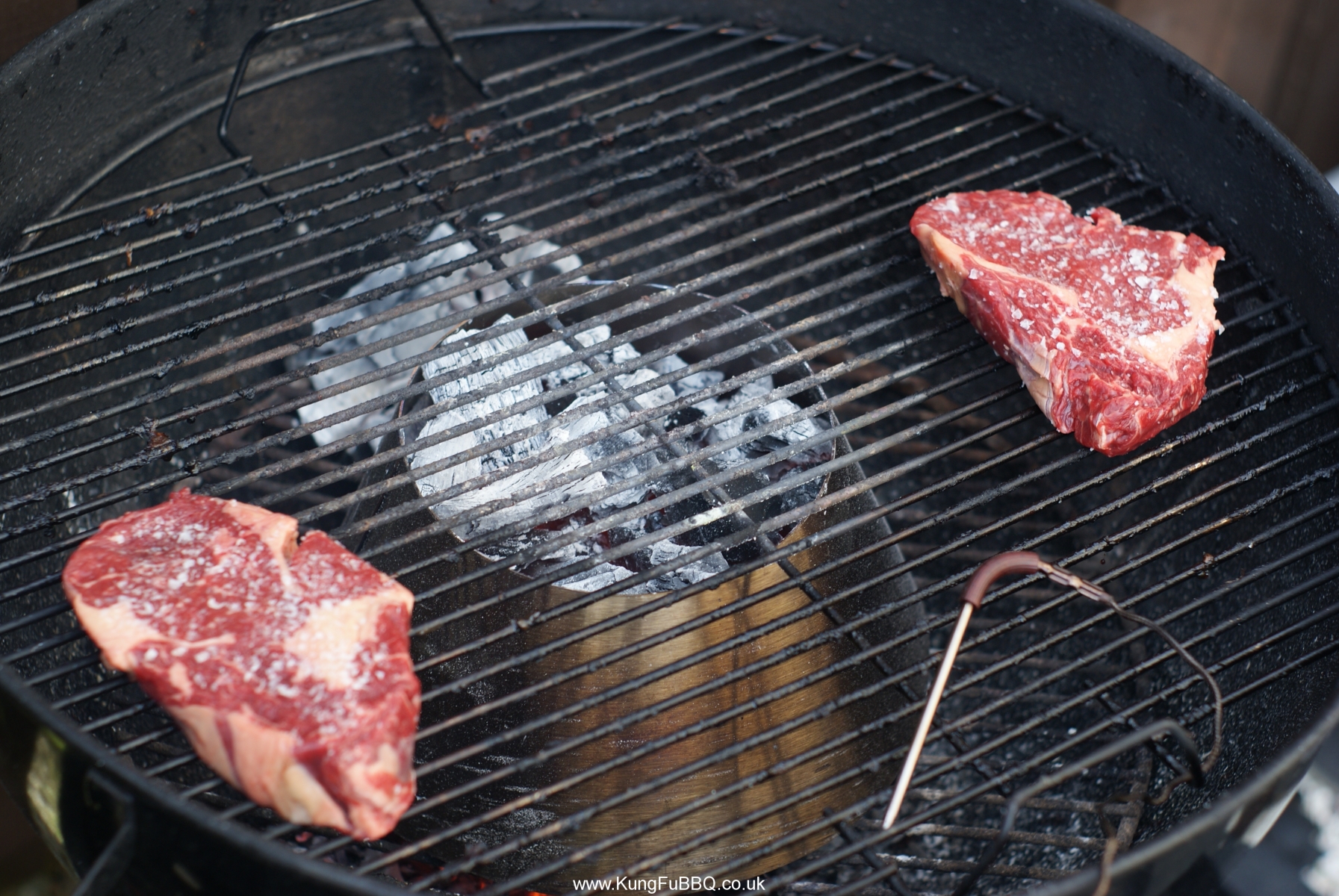 BBQ25/17: British "Old Cow" Rib Eye Steaks - KungFuBBQ: