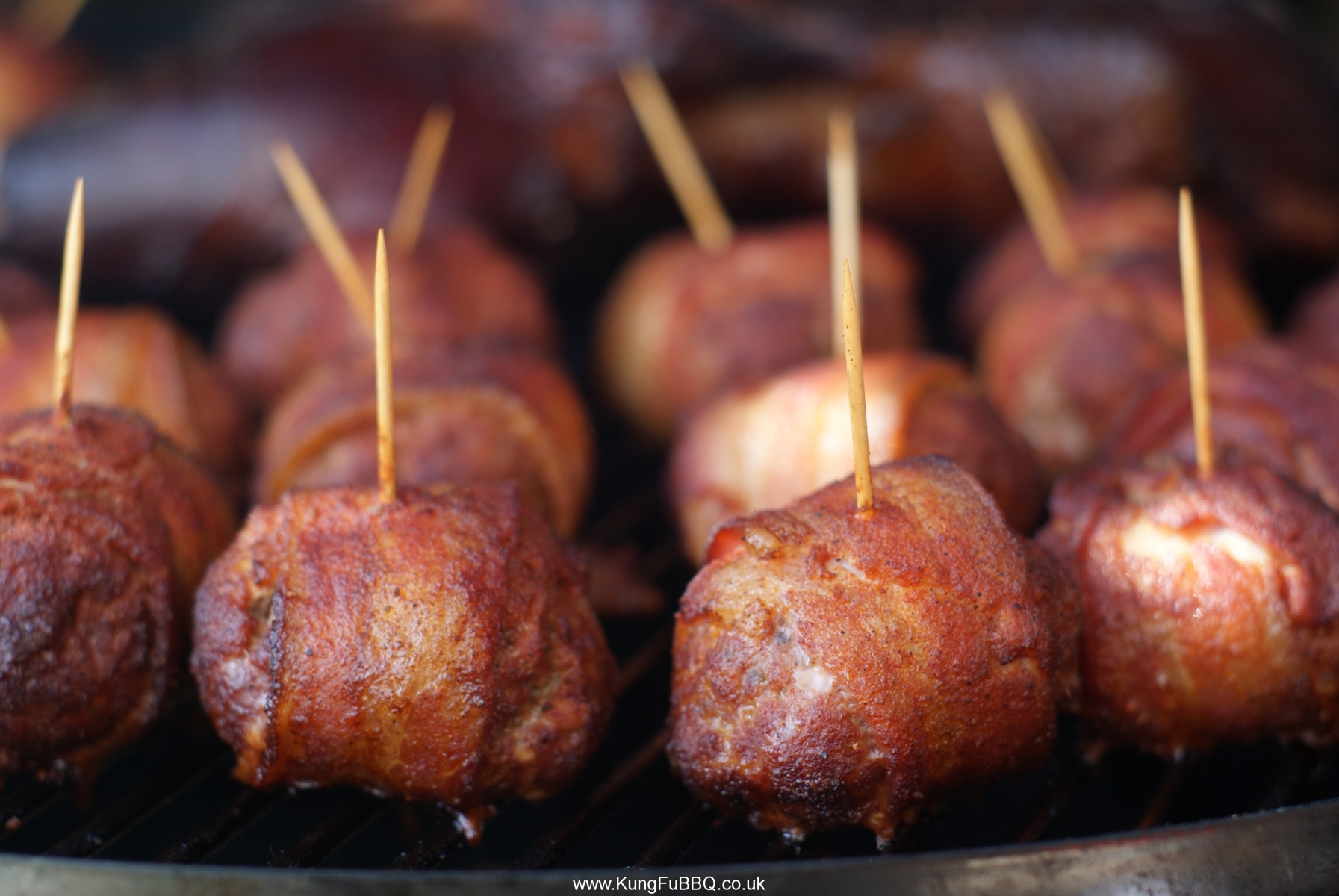 BBQ87/17: Moink Balls - KungFuBBQ: